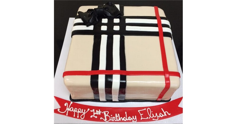 Burberry cake