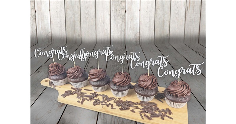 Congratulation Theme Cupcakes