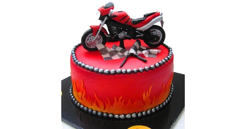 Motorcycle cake