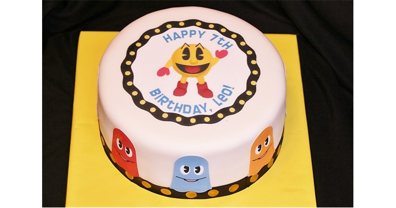 Pac Man Cake
