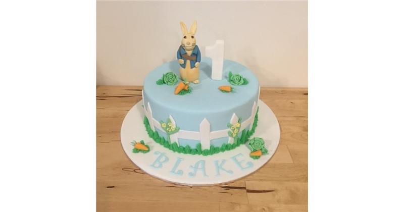 Peter rabbit Birthday cake