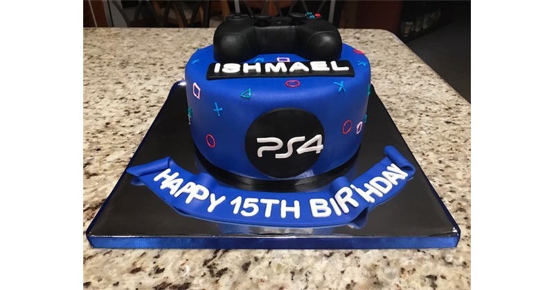 ps4 cakes