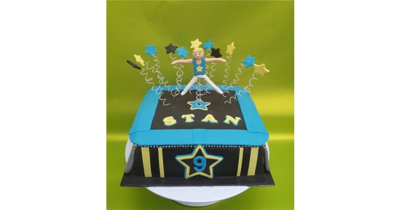 Trampoline cake | Birthday Cake | Caker Street