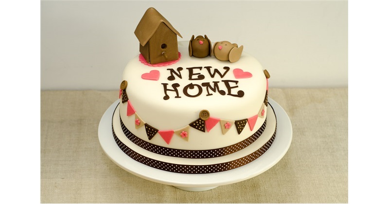 Welcome home cake
