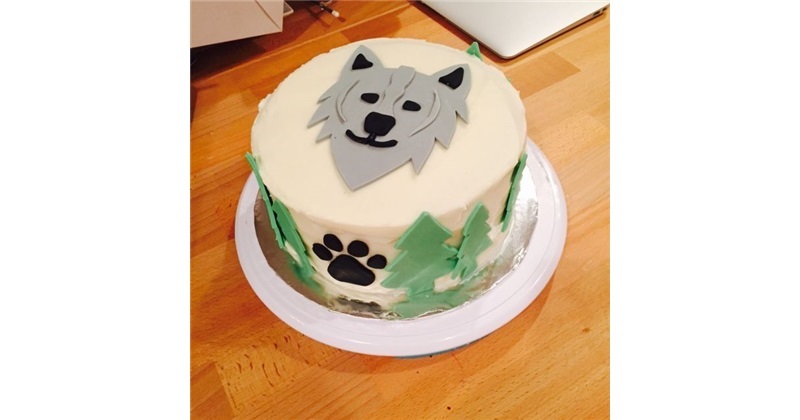 Wolf cake
