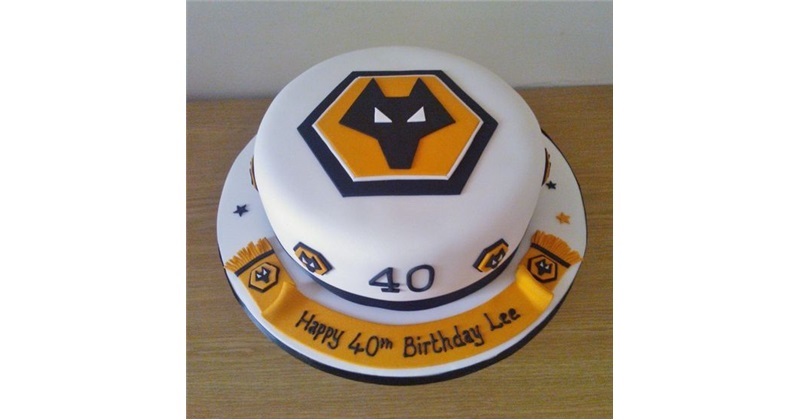 wolves cake